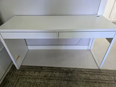 Classifieds: White Desk with Drawers - Good Condition | dubizzle Dubai