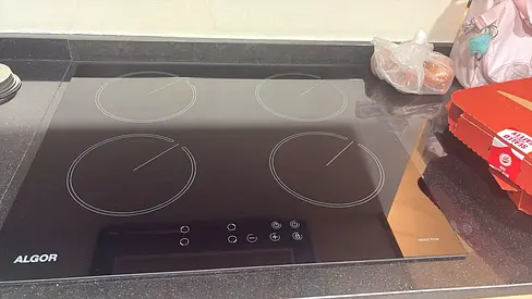 Classifieds: ALGOR Black Glass Electric Cooktop - 4 Zone | dubizzle Dubai