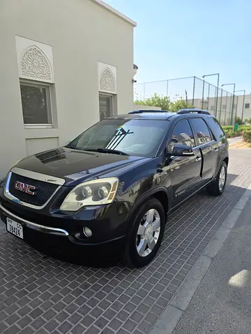 Motors: GMC Acadia , GCC , Low milage , Directly from owner | dubizzle ...