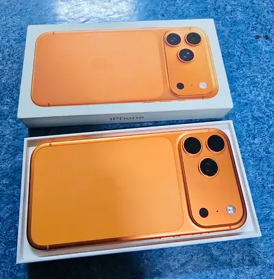 Classifieds: iPhone 17 Pro Max Orang Color 256 GB TDRA Registered ...