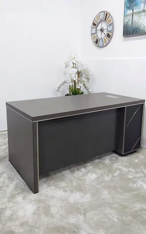 Classifieds: Modern Executive Office Table | dubizzle Dubai