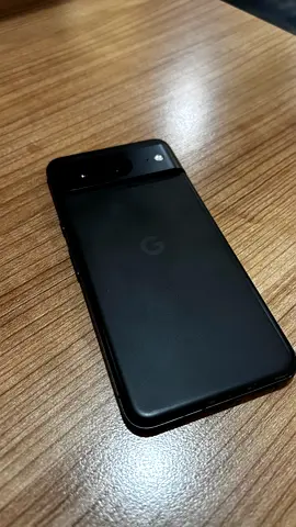 Classifieds: Google Pixel 8 - One small patch around the centre Camera ...