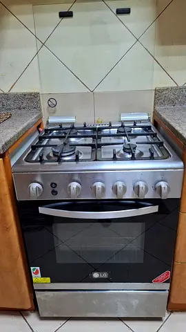 Classifieds: LG Stainless Steel Gas Cooker with 4 Burners and Oven ...