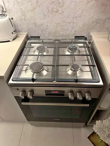 Classifieds: Bosch Gas Cooker 60x60cm With Oven Perfect Condition ...