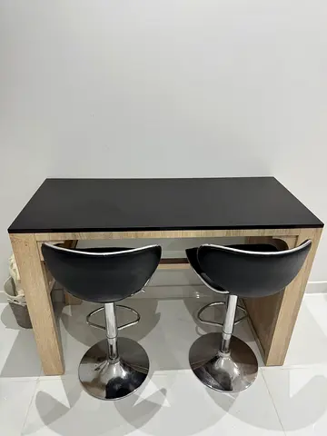 Classifieds: Marble table with 2 stools | dubizzle Sharjah