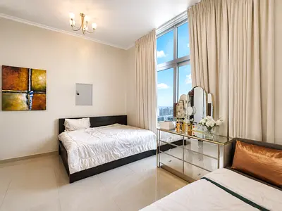 Apartment: Spacious Bed Space for Female | dubizzle Dubai