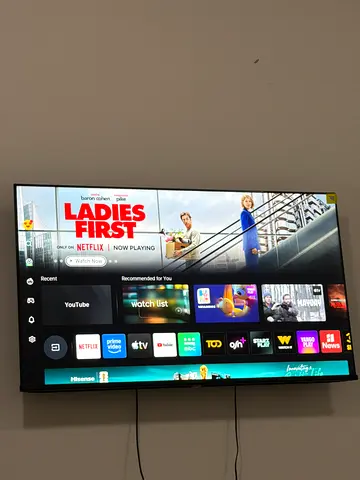 Classifieds: 50 Wall-mounted smart LED TV in good condition (working ...