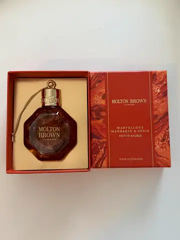 Classifieds: Molton Brown Marvellous Mandarin Spice Festive Bath Shower ...