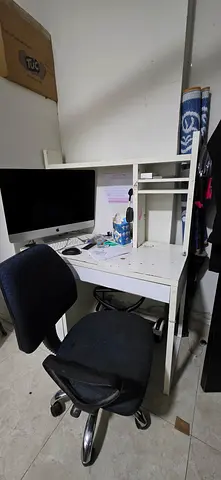 إعلانات مبوبة: Study table Ikea and chair | دوبيزل الشارقة