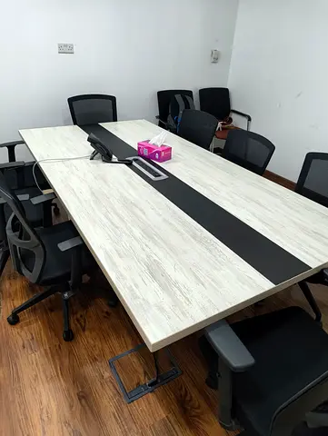Classifieds: Modern 8-Seater Meeting/Conference Table with Ergonomic ...