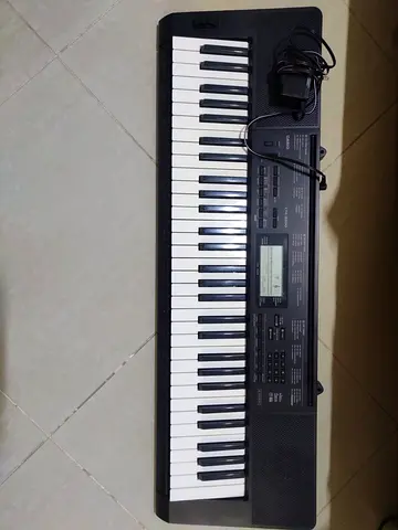 Classifieds: Yamaha 61-Key Portable Keyboard with Power Adapter - Good ...