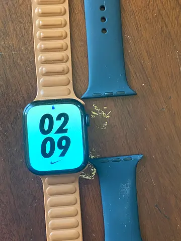 Classifieds: Apple Watch Series 9 - 45 mm | dubizzle Abu Dhabi