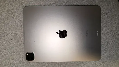 Classifieds: iPad Pro 11” M2 1TB + Apple Pencil | 98% Battery ...