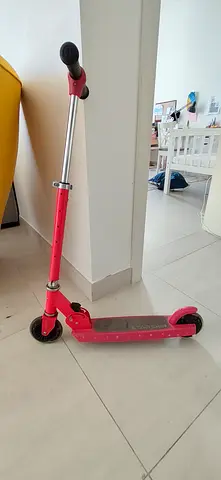 Classifieds: Lightly used pink foldable kids scooter - adjustable ...