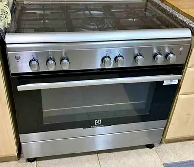 Classifieds: Electrolux Premium 5 Burner Gas Cooking Range 90x60 cm ...