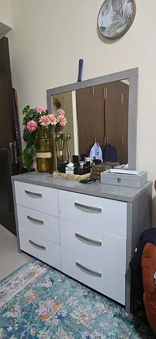 Classifieds: Dressing table | dubizzle Sharjah