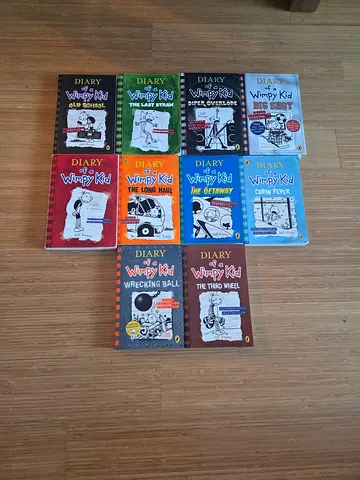 Classifieds: Collection of Diary of a Wimpy Kid books (8 paperback ...