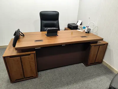 Classifieds: Manager table | dubizzle Dubai
