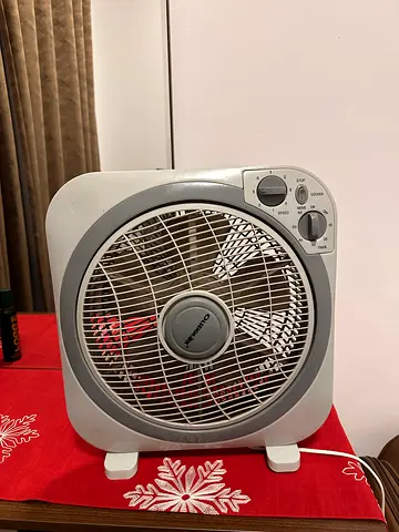 Classifieds: Table fan for sale | dubizzle Sharjah