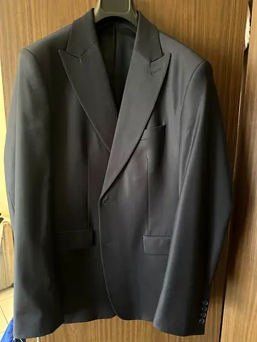 Classifieds: Dark Navy single-breasted mens blazer, good condition ...