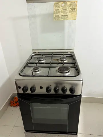 Classifieds: Indesit 4 Burner Gas Cooker with Oven – Good Working ...