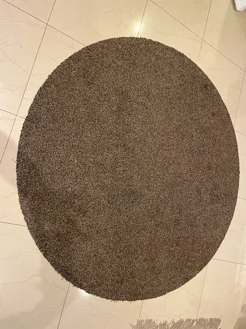 Classifieds: Round Grey Shaggy Rug - 150cm Diameter, Good Condition ...