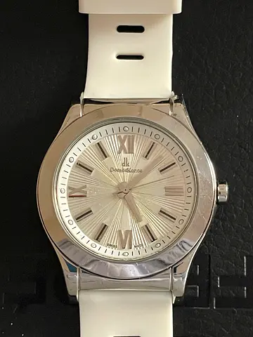 Classifieds: Vintage Silver dial wristwatch with white silicone strap ...