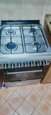 Classifieds: 4-Burner Gas Stove with Oven - Good Working Condition ...