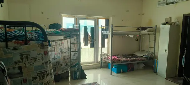 Apartment: Bed Space ,Big Spacious Neat And Clean | dubizzle Dubai
