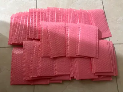 Classifieds: 47 Bulk Pink Bubble Mailers | dubizzle Abu Dhabi