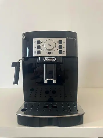 Classifieds: Delonghi Magnifica S - Coffee Machine | dubizzle Abu Dhabi