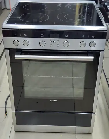 Classifieds: Siemens freestanding electric cooker with ceramic hob and ...