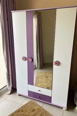 Classifieds: Wardrobe, 3-door with mirror | dubizzle Sharjah