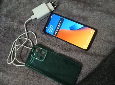 Classifieds: Redmi 12 256gb..not switch on | dubizzle Sharjah