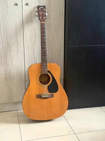 Classifieds: yamaha F310 Full-Size Acoustic Guitar - 2 year old with ...
