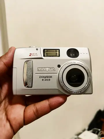 Classifieds: Minolta 2001 digital camera (konica) | dubizzle Sharjah