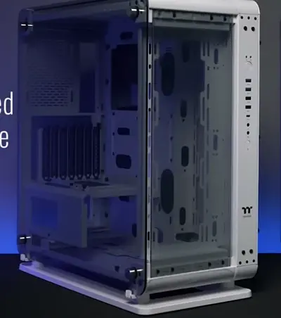 Community: White PC Cooling Case 600AED | dubizzle