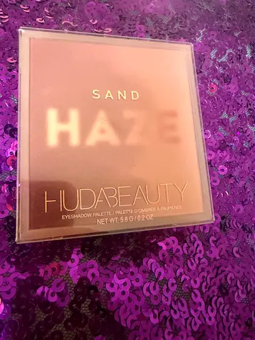 Classifieds: Huda Beauty Sand Haze Eyeshadow Palette - Lightly Used ...