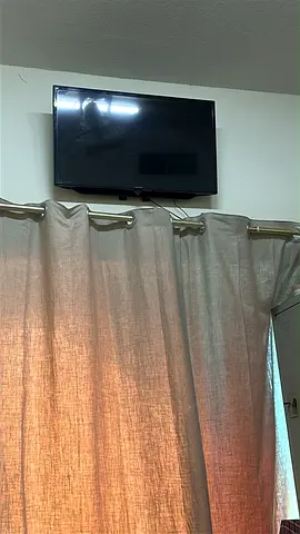 Classifieds: 32-40 inch Wall-Mounted LED TV - Good Working Condition ...