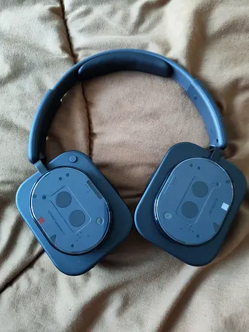 Classifieds: Nothing Headphone (1) - perfect condition with the case ...