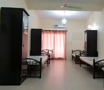 Apartment: Ladies bed space available in karama | dubizzle Dubai