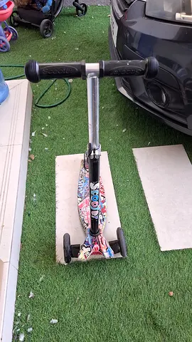 Classifieds: Three-wheeled kick scooter with graffiti design | dubizzle ...