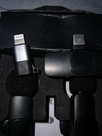 Classifieds: 2 wireless microphone | dubizzle Sharjah