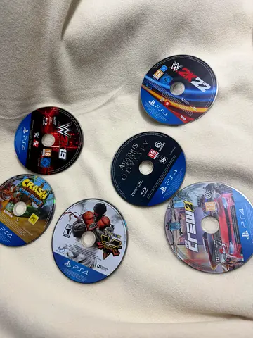 Classifieds: Bundle of 7 PS4 Game Discs - WWE 2K19, The Crew 2 ...