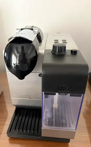 Classifieds: Coffee machine Nespresso | dubizzle Abu Dhabi
