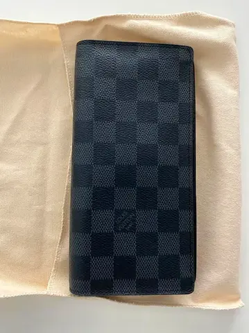 Classifieds: Louis Vuitton Chequered Wallet in Box | dubizzle Dubai