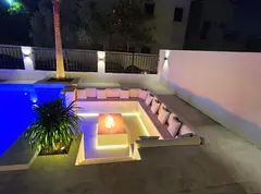 المجتمع: swimming pool work | دوبيزل